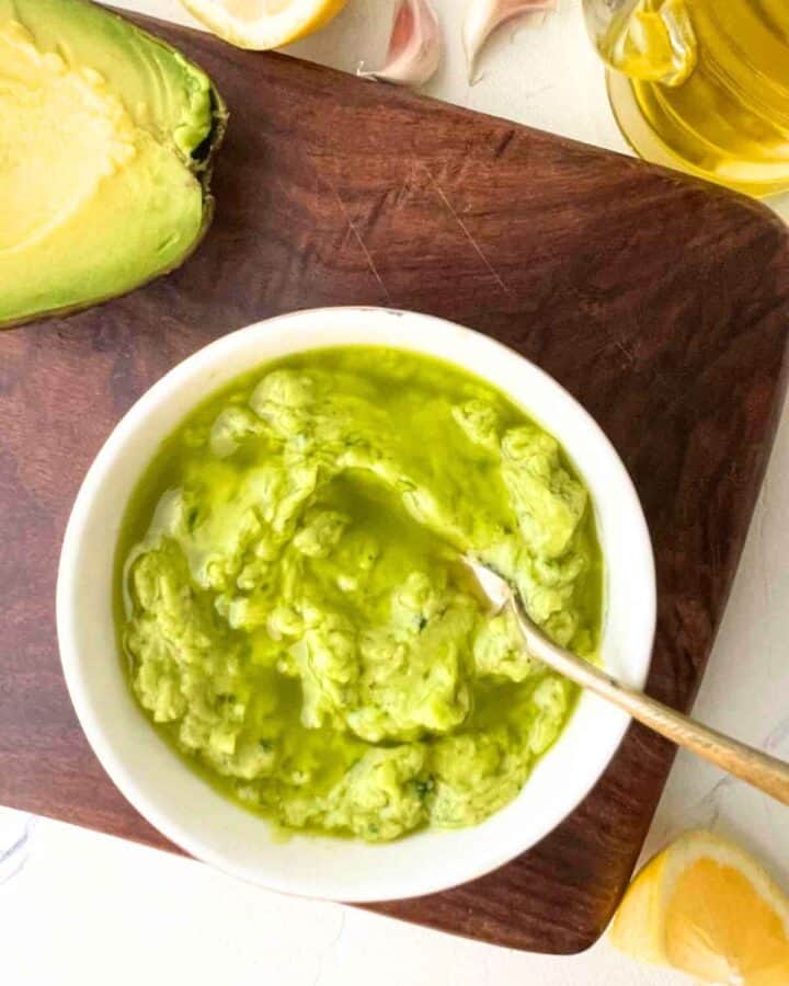 Garlic Avocado Spread - CookinUpLife