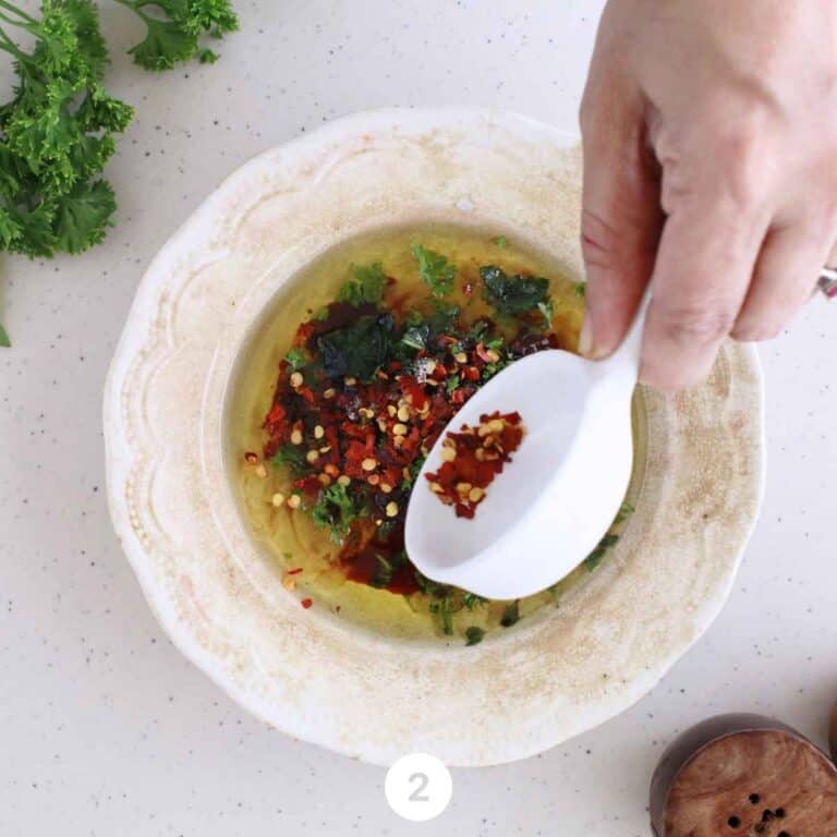 Spicy Italian Dipping Oil - CookinUpLife