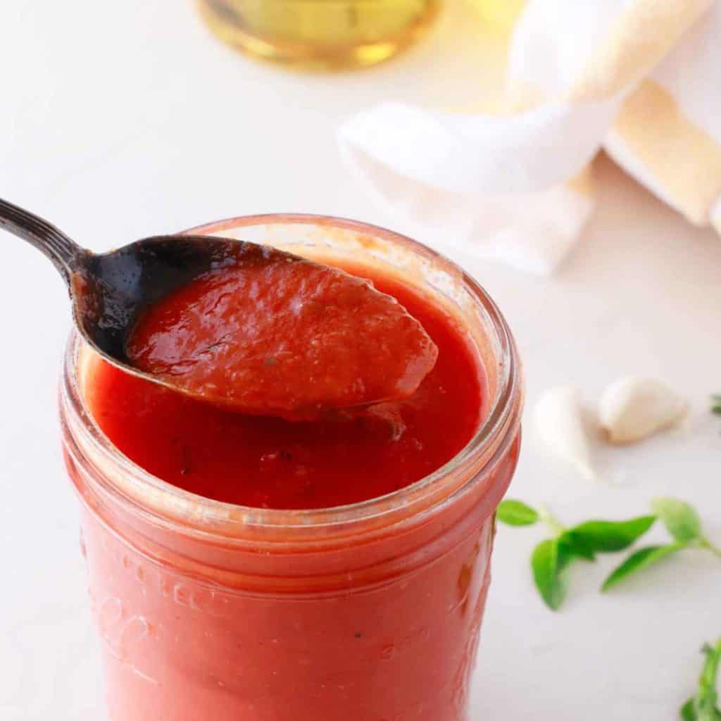 Tomato Passata - CookinUpLife