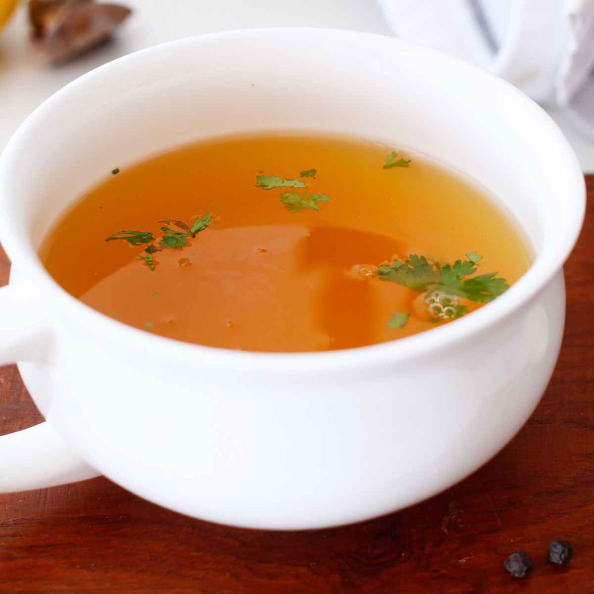 Low Sodium Vegetable Broth - CookinUpLife