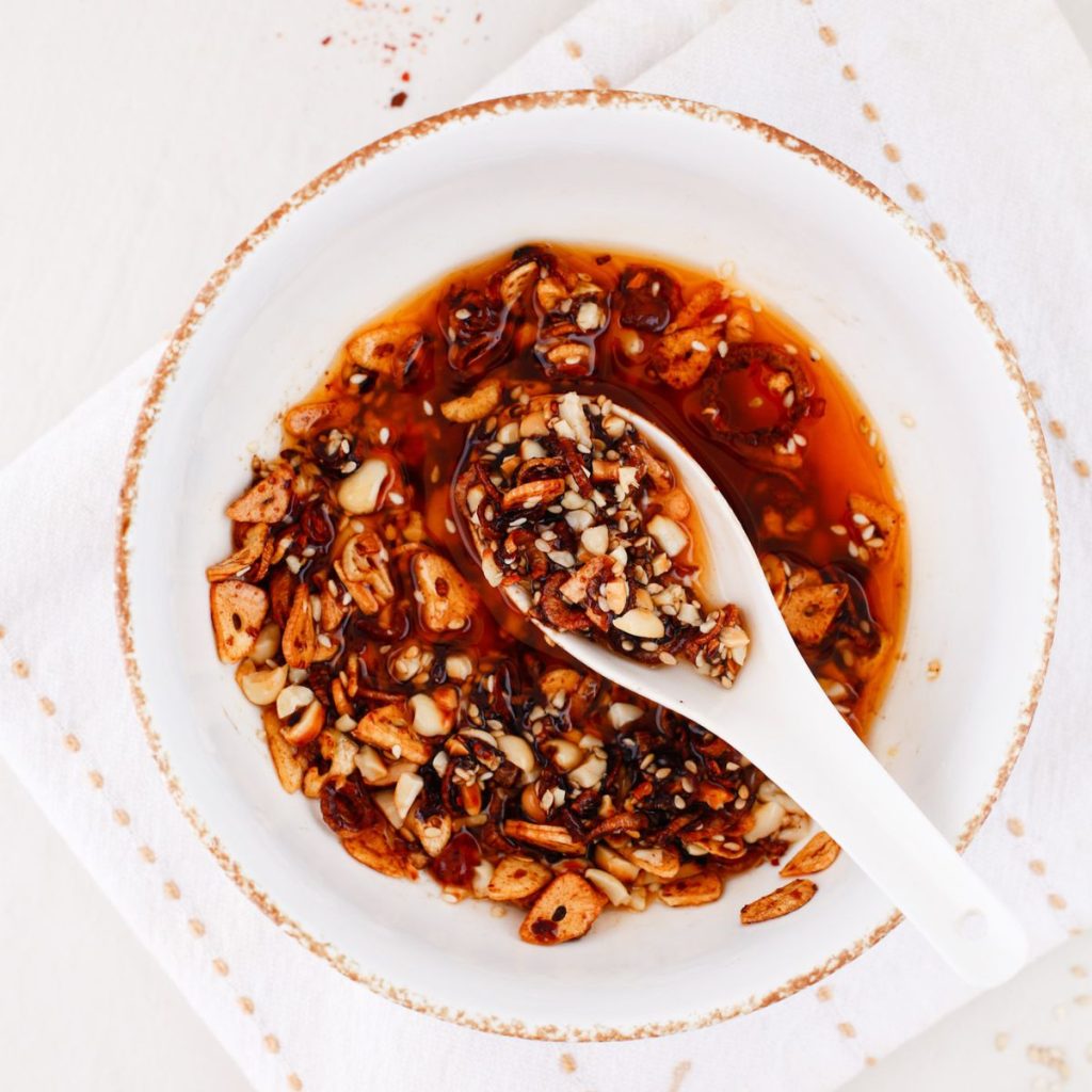 Chili Crunch Oil (Chili Crisp) - CookinUpLife